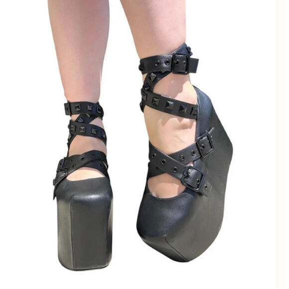 YRU | Shoes | Yru Ballet Bae Stud Platforms Heels Sz 8 | Poshmark